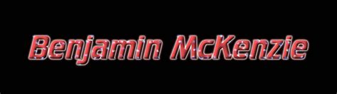 Benjamin Mckenzie ロゴ フレーミングテキストからの無料の名前デザインツール