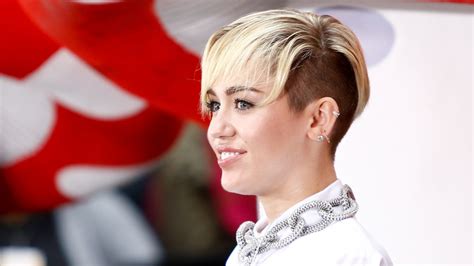 Miley Cyrus Pixie Cut 2024
