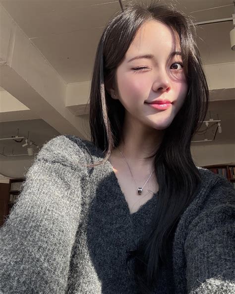 Jeong In ♡ ﻿˚₊· 매일 이렇게 행복해도 될까 Instagram