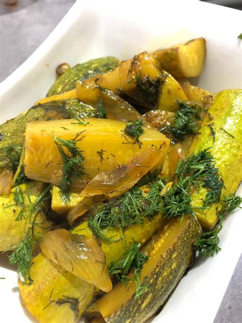 סיר הסירים אפיה ובישולים מתכון לקישואים מבושלים ברוטב שמיר ולימון