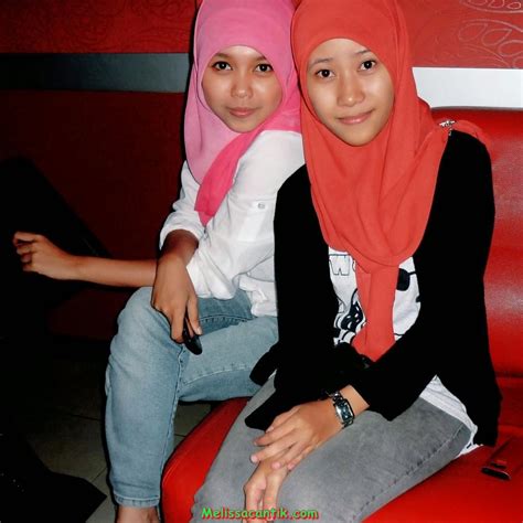 Foto Foto Narsis Suster Cantik Berkerudung Terbaru 2014 Mata Bathin