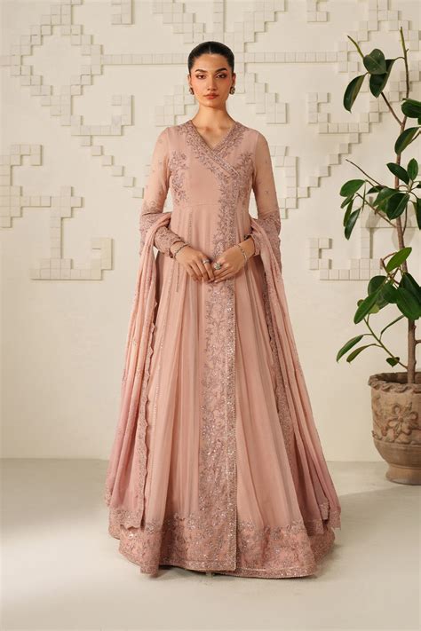 Peachy Pink Embroidered Chiffon Suit Iznik Luxury Formals
