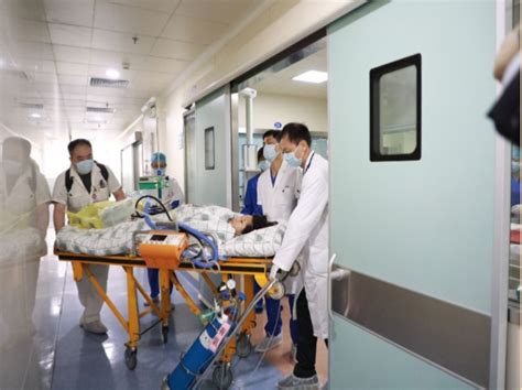 大同跨省病人出院转运救护车 长途120救护车病人转院 医疗转运中心