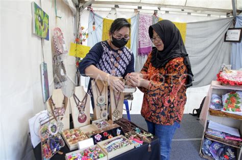 Gebyar Kelompok Usaha Perempuan Mandiri Antara Foto