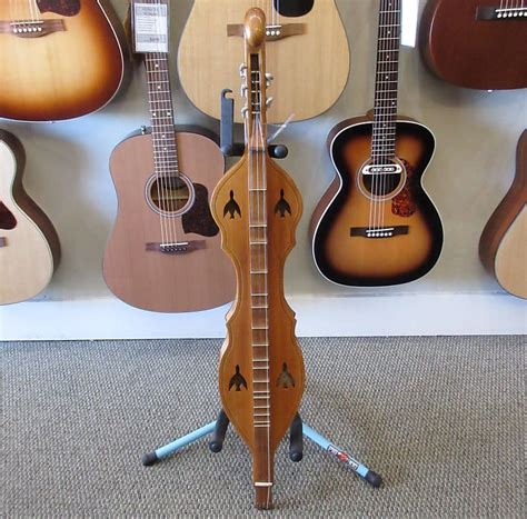 Berg 5 String Hourglass Mountain Dulcimer With Scalloped Reverb