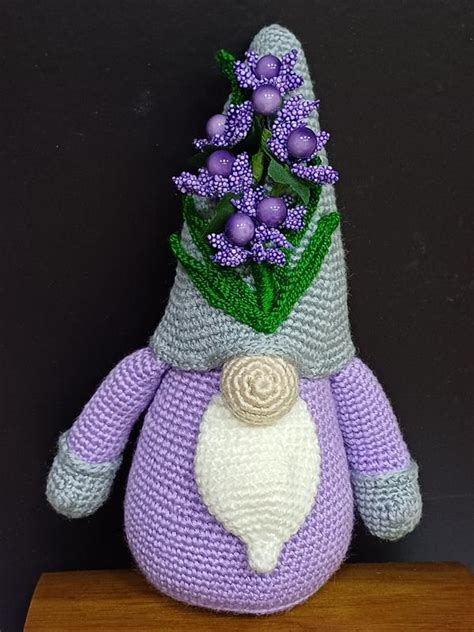 Лавандовий гном — ціна 400 грн у каталозі Сувеніри Купити товари для дому та побуту за доступною