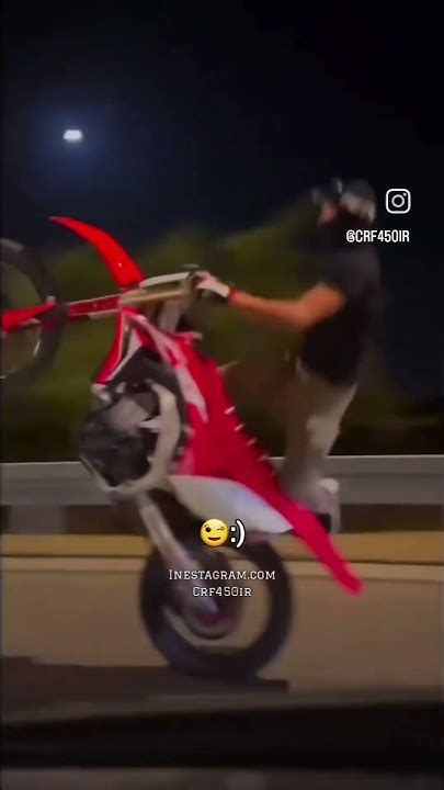 مرد باش پسر Youtube