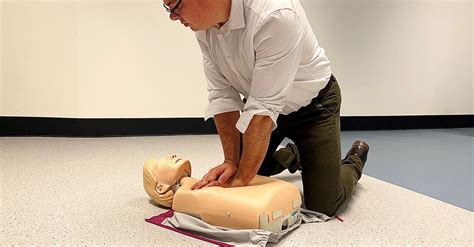 Give Five To Save A Life” University To Host Free Cpr Training