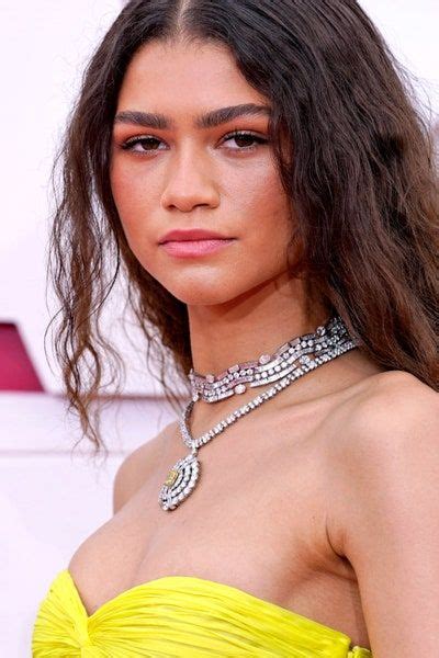 Zendaya Outfit Yellow Zendaya Style Fashion Zendayastoermer Yellow