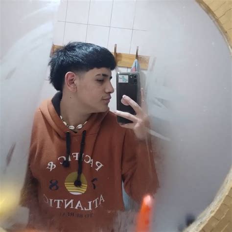 Leocisneros 07 • Threads Say More