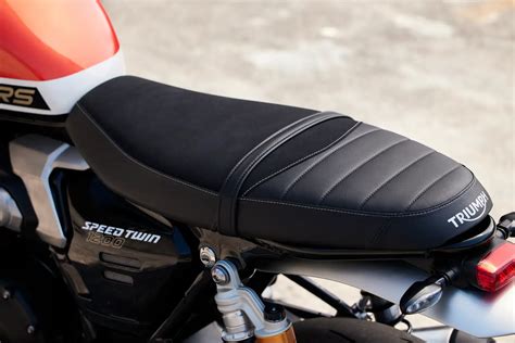 2025 Triumph Speed Twin 1200 Rs First Look 9 Fast Facts