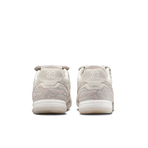 Jordan Tiempo Streetgato Se Indoorcourt Low Top Soccer Shoes Park Access