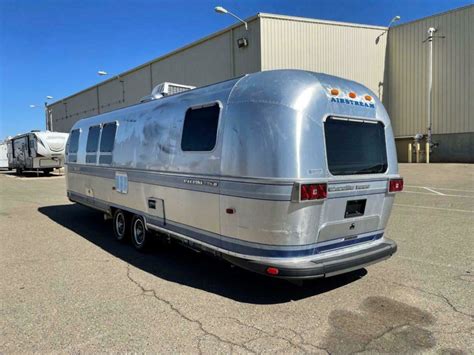 1995 Airstream Excella 1000 Model W Travel Trailer Front Lounge True Rv