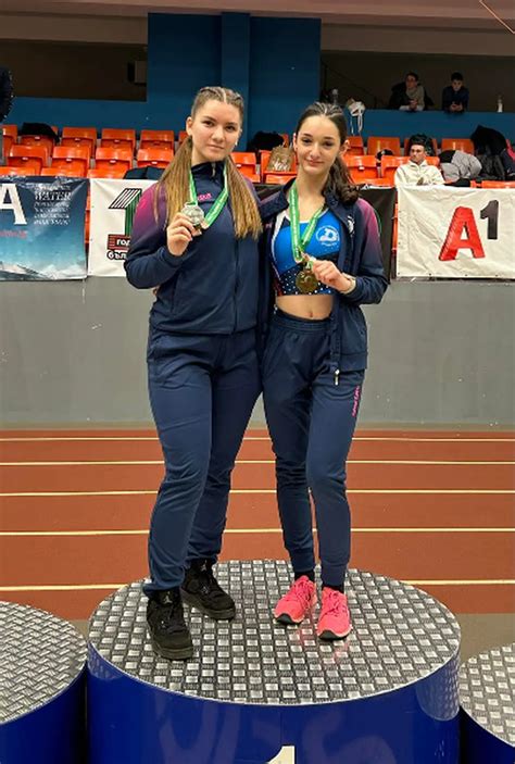 Нелия Иванова със златен медал за „Дунав Русе в дисциплината овчарски