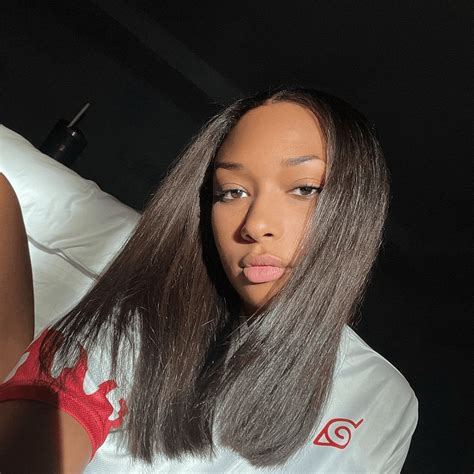 23 Natural Straight Hairstyles For Black Women That Youll Love
