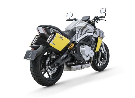 BENDA LFS 700 – стрит-байк с спортивным двигателем