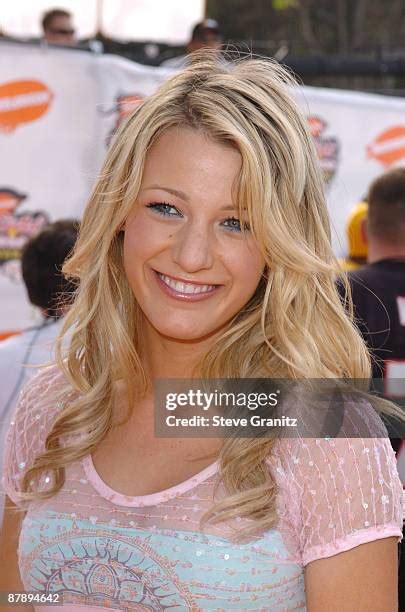 Blake Lively Headshot Photos And Premium High Res Pictures Getty Images