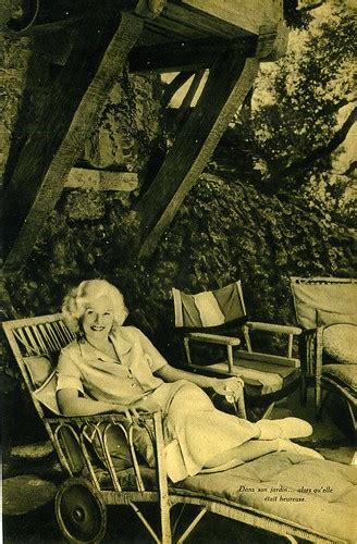 Jean Harlow At The Easton Pool Jean Is Seated Below Some O Flickr