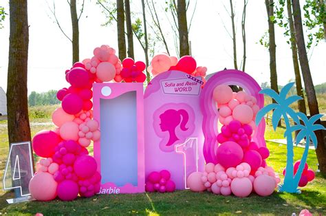 Sofia And Alesia Barbie World Lilous Party And Shop