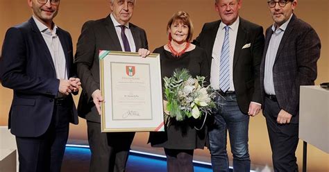 Ehrenurkunde Für Prof Dr Harald Raffer