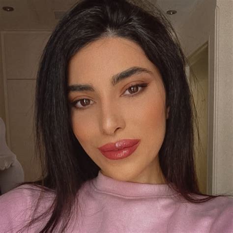 Zahra Zahraasj • Threads Say More