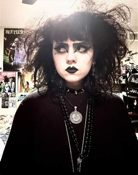Pin By Jennifer Hilliard On Genderfuck Outfits In 2025 Goth Hair