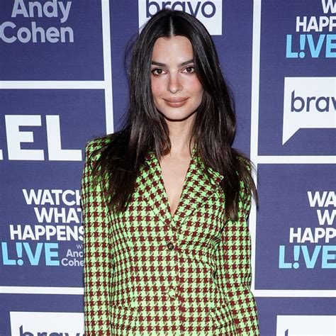 エミリー・ラタコウスキー、アダム・レヴィーンの浮気騒動に物申す 相手の女性を責める風潮を批判 カルチャー Elle エル デジタル