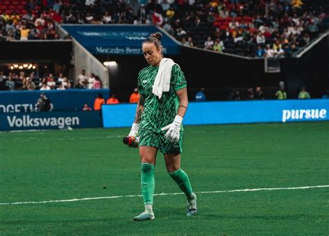 Everything You Need To Know About Kailen Sheridan Goalissa