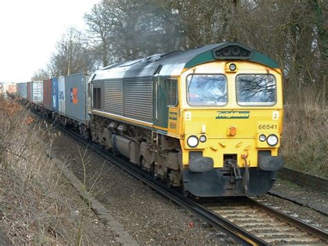 The Siding 66541 Near Worting Junction 12 Mar 2005
