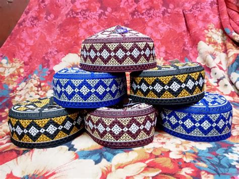 Polyester Pakistani Topi Size M At Rs 75 Piece In Tanda Rampur District Id 2849081352455