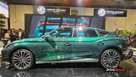 Mg 7 Trophy Sedan Top 5 Things You Should Know Drivespark News
