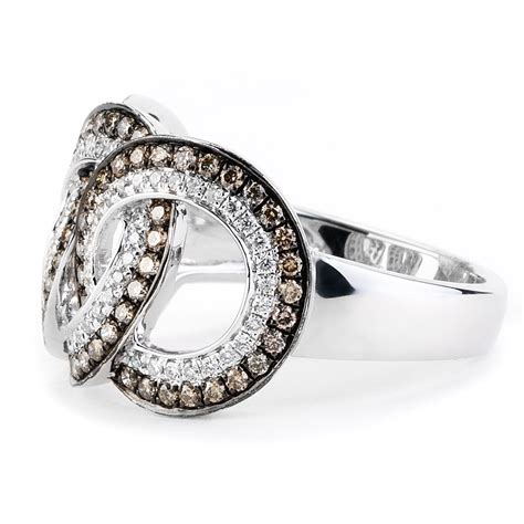 Three Interlocking Diamond Circles Ring In White Gold New York