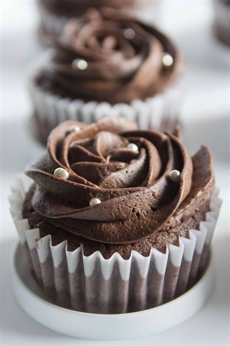 Cupcakes De Chocolate Receta Fácil De Chocolate