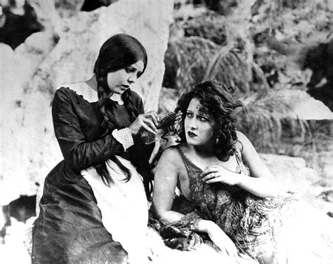 Gloria Swanson Actress Producer