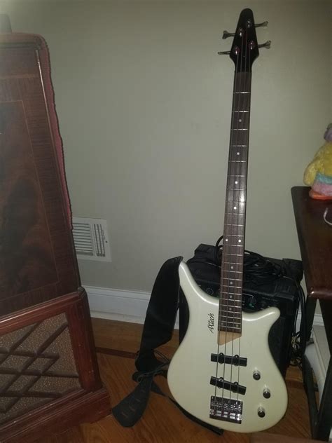 The Only Making On This Bass Is The Axtech Logo And I Cant Find