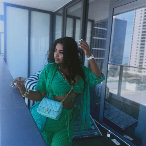 Vanessa Posso Itsrgnessa • Instagram Photos And Videos