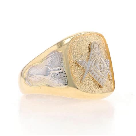 Yellow Gold Blue Lodge Mens Master Mason Ring 10k Masonic For Sale