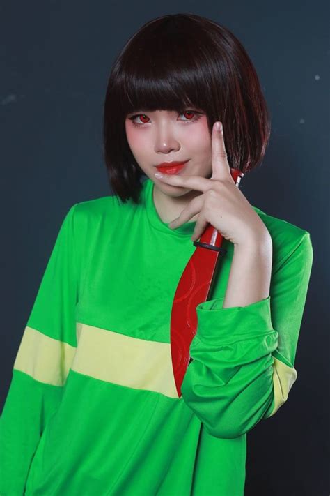 Chara Cosplay