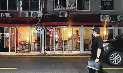 Ithy Exploring Seouls Nightlife And Regulations