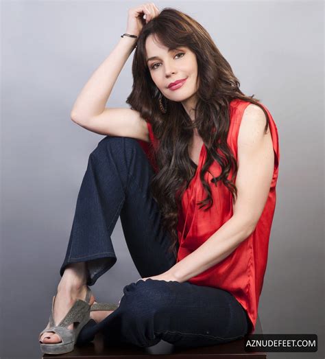 Flora MartÍnez Feet Aznudefeet
