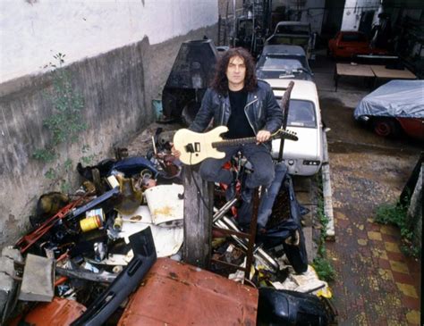 A 19 Años De Su Muerte Pappo La Estrella De Rock Que Llevó Su Amor Por La Velocidad A Las