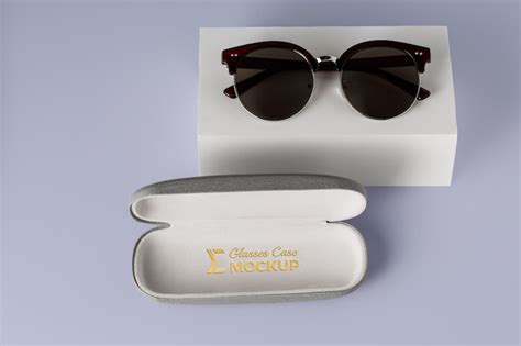 3 페이지 안경 케이스 목업 이미지 Freepik에서 무료 다운로드 3 페이지 안경 케이스 목업 이미지 Freepik에서 무료 다운로드