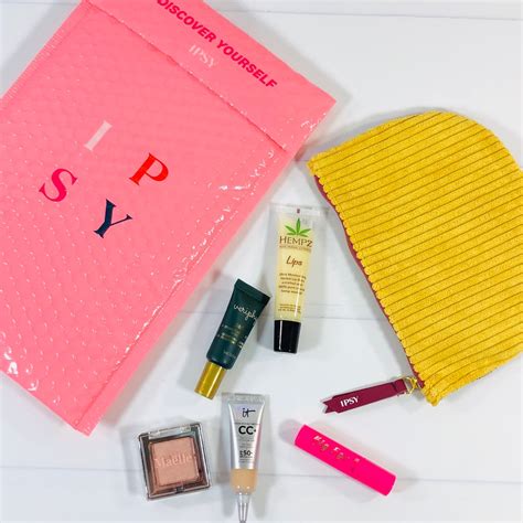 Ipsy Reviews Get All The Details At Hello Subscription