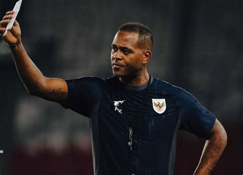 Usai Patrick Kluivert Dipecat Andre Rosiade Bongkar Dua S Pengendali