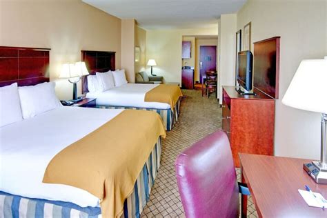 Holiday Inn Express And Suites Millington By Ihg On 5090 Cooper Creek