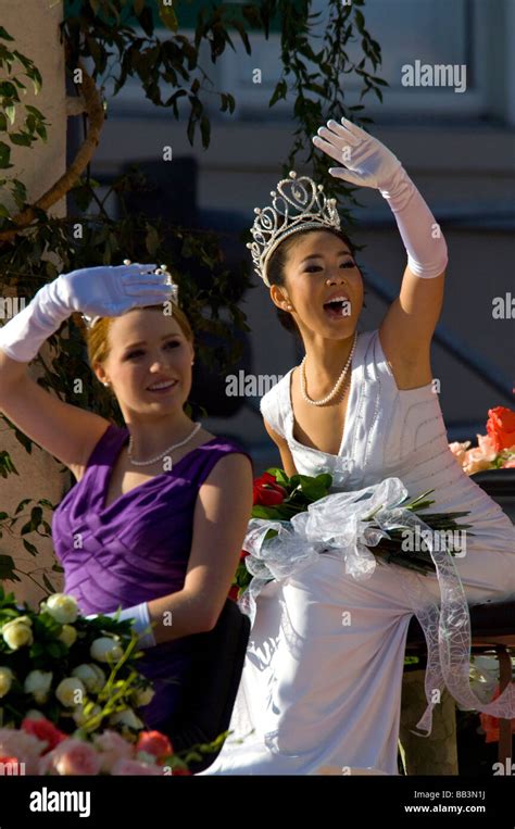 California Pasadena 2009 Tournament Of Roses Rose Parade Rose Queen