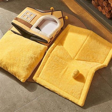 Chico Foldable Pet House