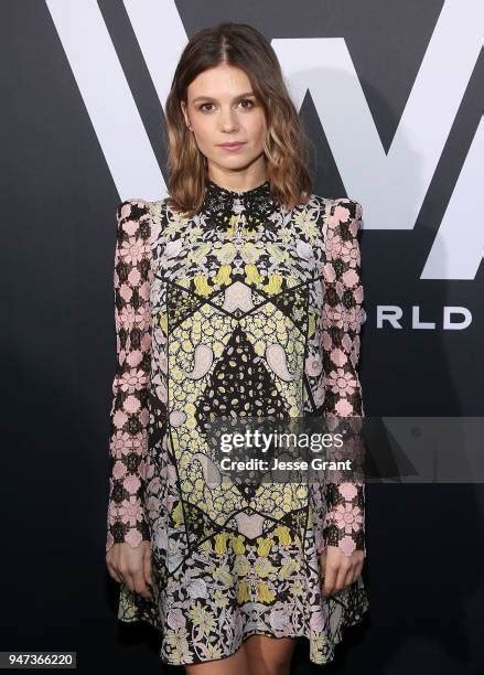 891 Katja Herbers Photos And High Res Pictures Getty Images