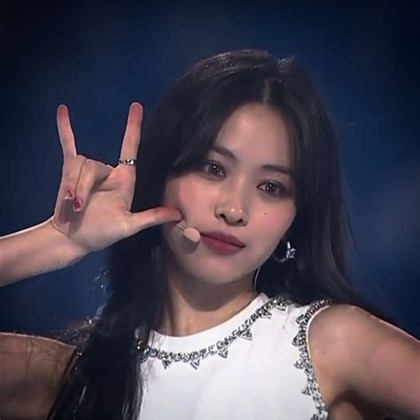 900 Ideias De Ryeji ♡ E Chuncheon Para Salvar Hoje Acessorios Para Cabelo Fica Comigo Então