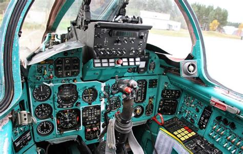 Cabina Del Caza Mig 25 Cockpit Aircraft Interceptor
